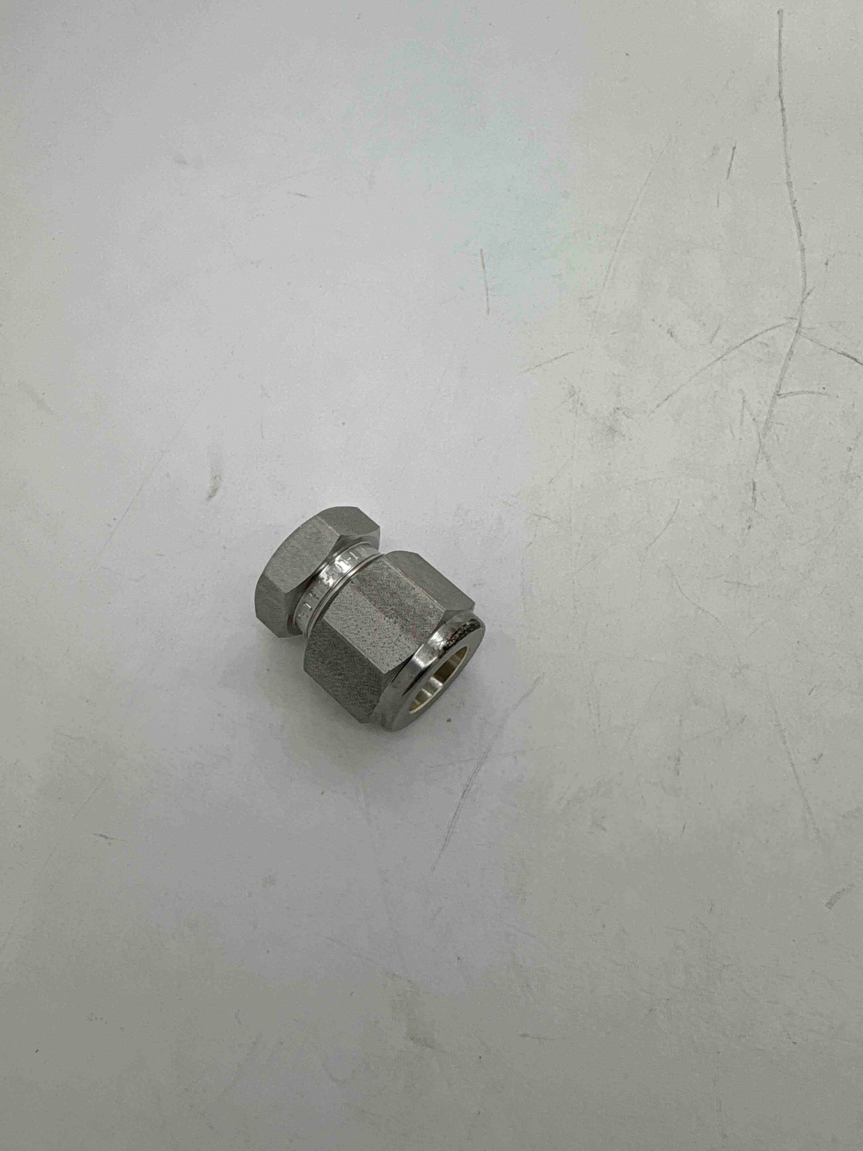 7108L-SS-1/2 – Milvac